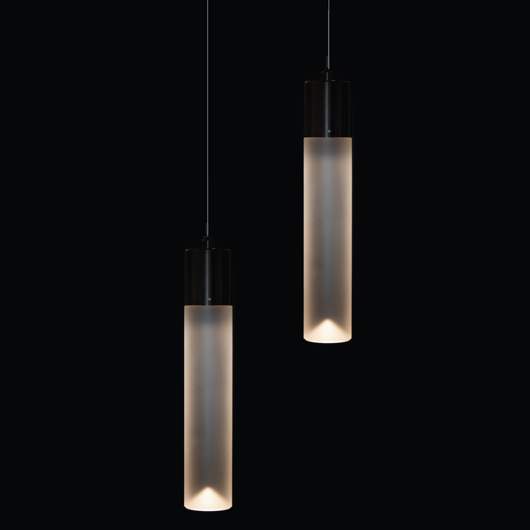 P2 Pendant by Archilume | P2-30BSD-D8700010 | ARH1016963