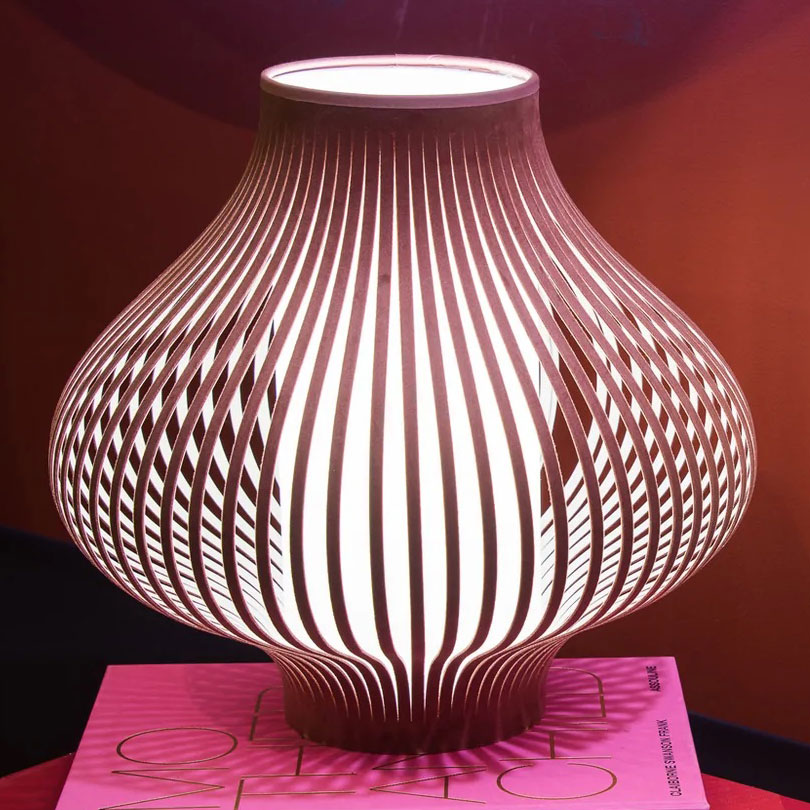 Blossom Table Lamp by Uplight Group Essentials | ES-BLOTA1.TE | UGE1103941