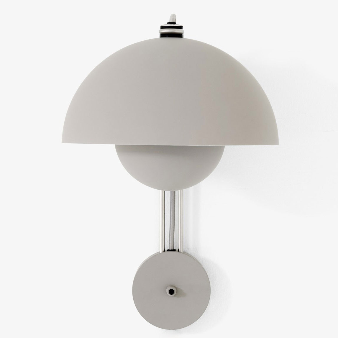Flowerpot VP8 Plug-In Wall Sconce by &Tradition | AT-133090A219 ...