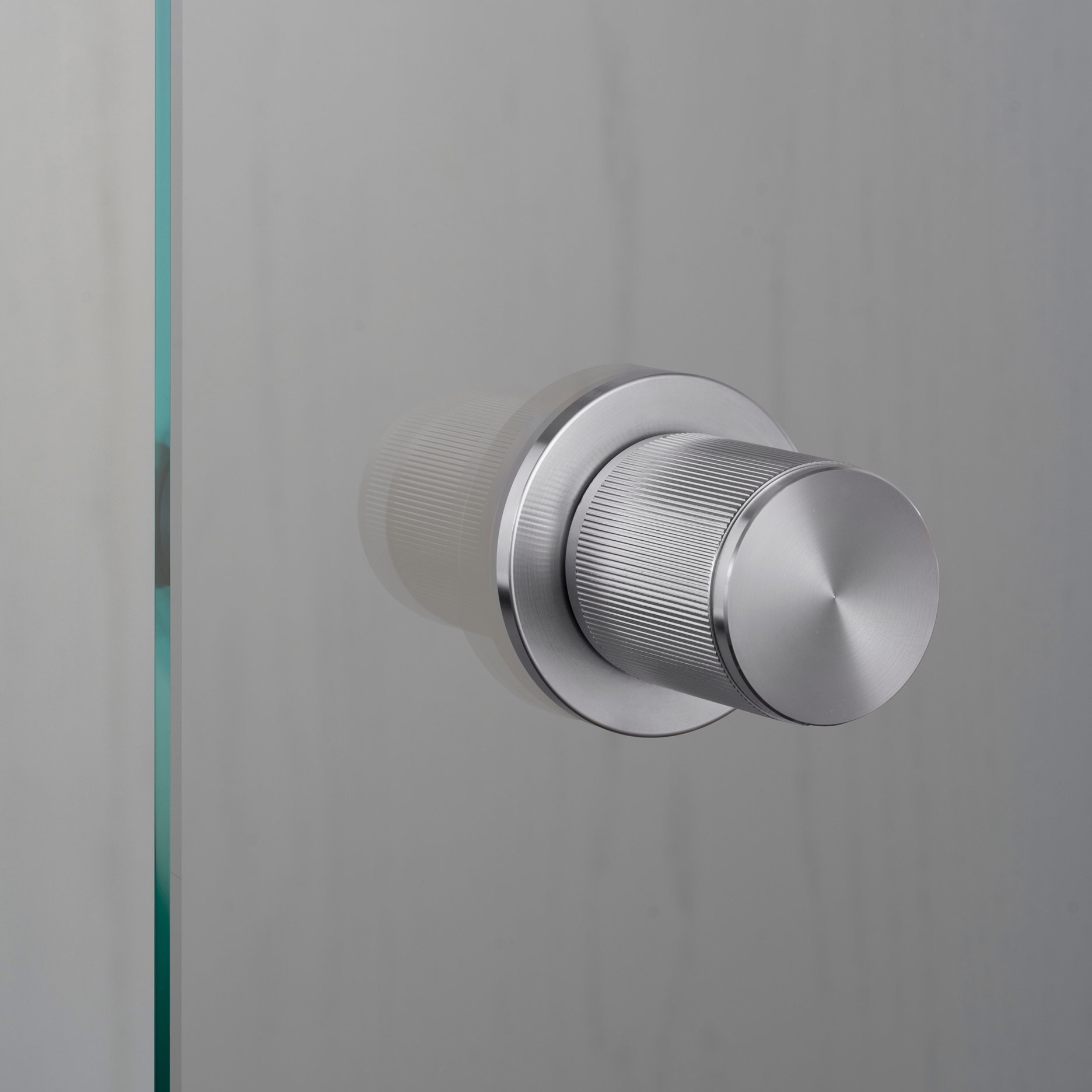 Door Knobs, Handles & Cabinet Hardware