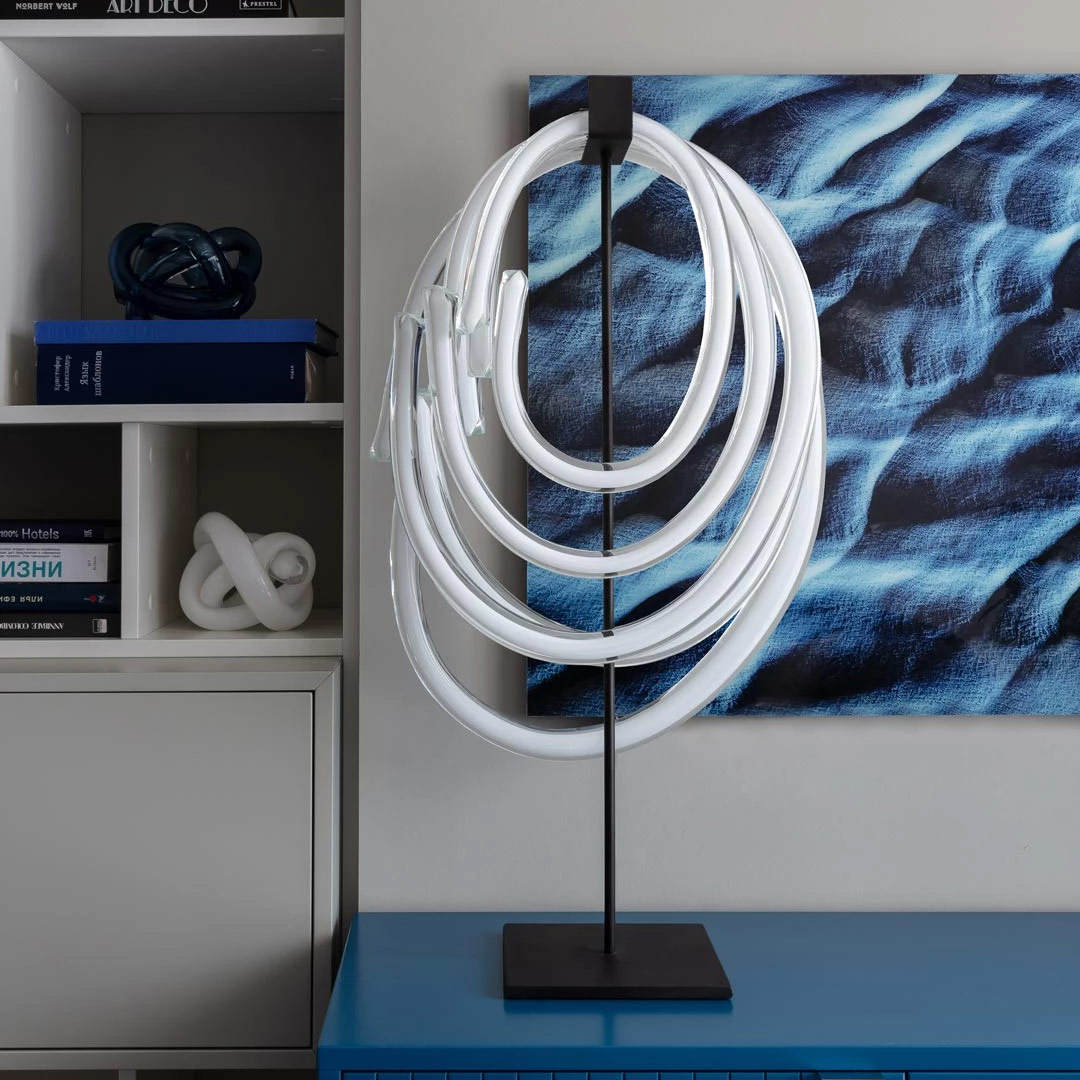 Lasso Object on Stand by SkLO | SC101WHTBN | SKL1160054
