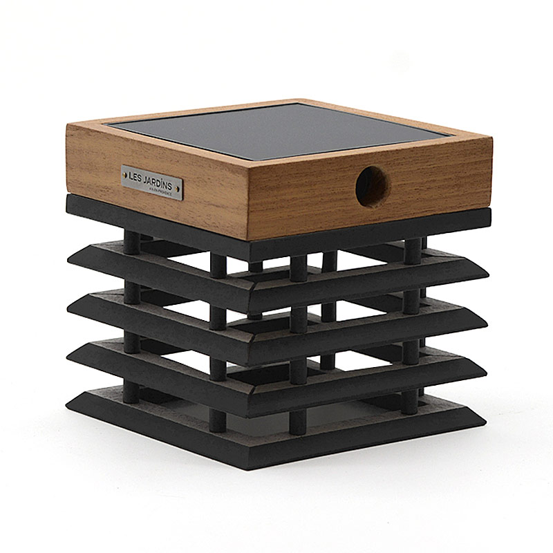 Les Jardins Solar Lighting | Contemporary Lighting