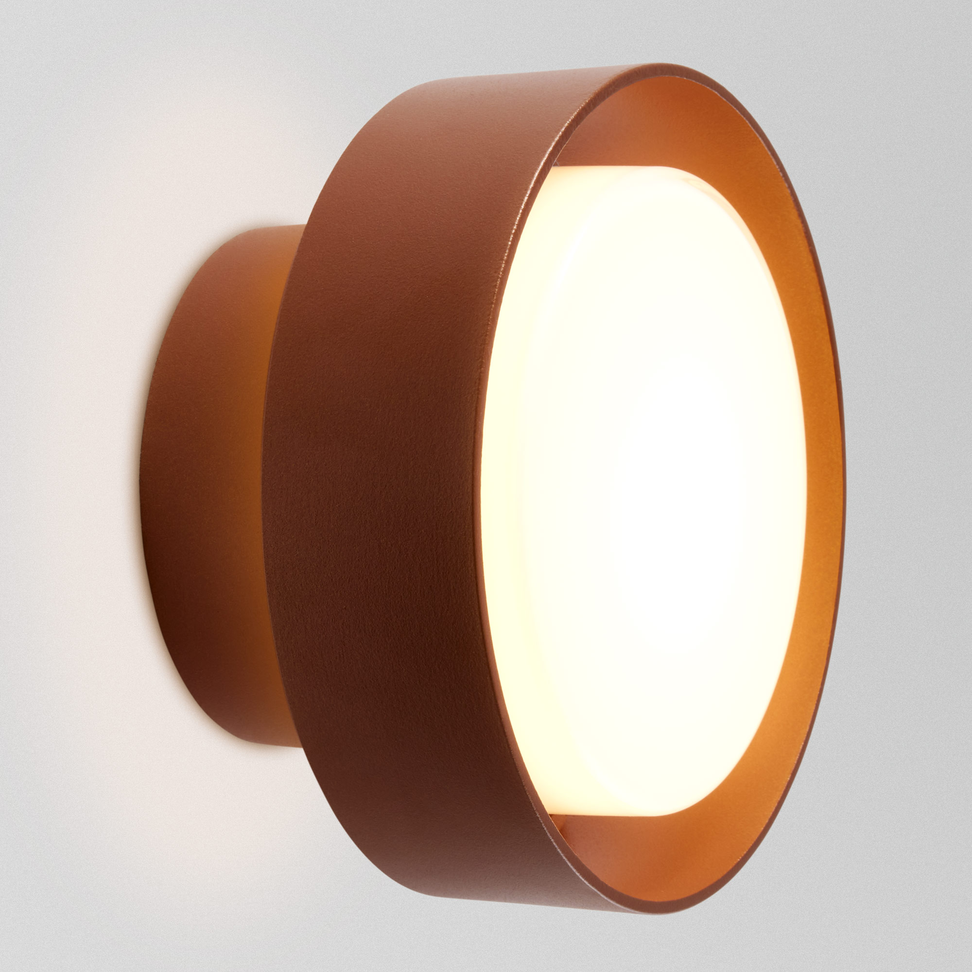 Plaff-On! Outdoor Wall Sconce by Marset | A628-080-31-27K | MAR1193659
