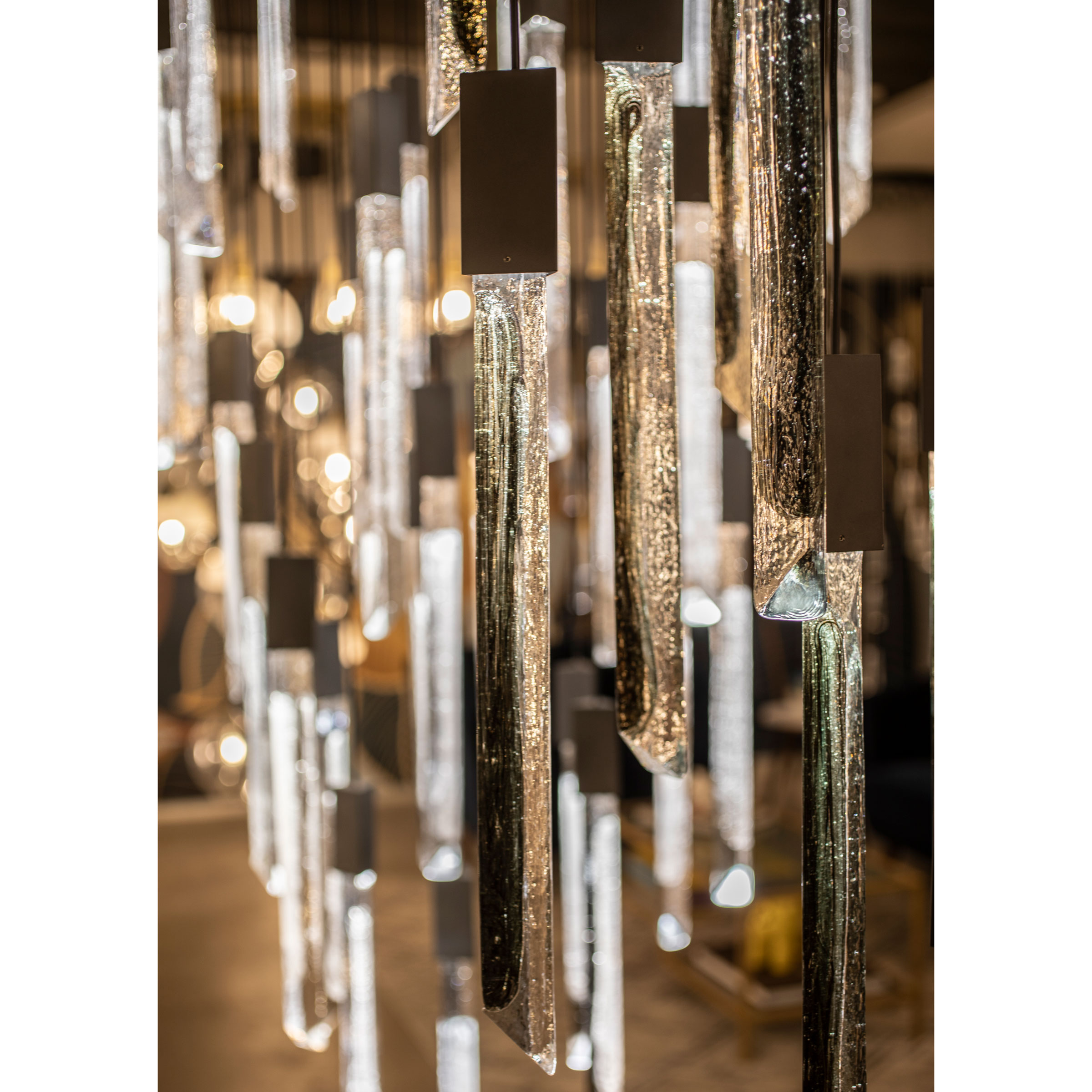 Alpine Pendant by Avenue Lighting | HF5401-BLK-JAD | AVE1195324