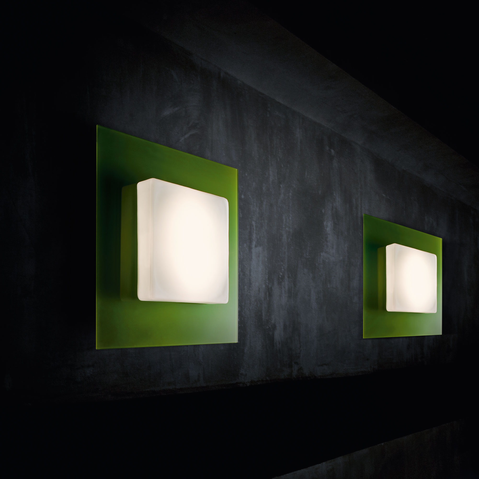 Square Halogen Wall/Ceiling Light by Itama by Scangift | PLSQUA25VE