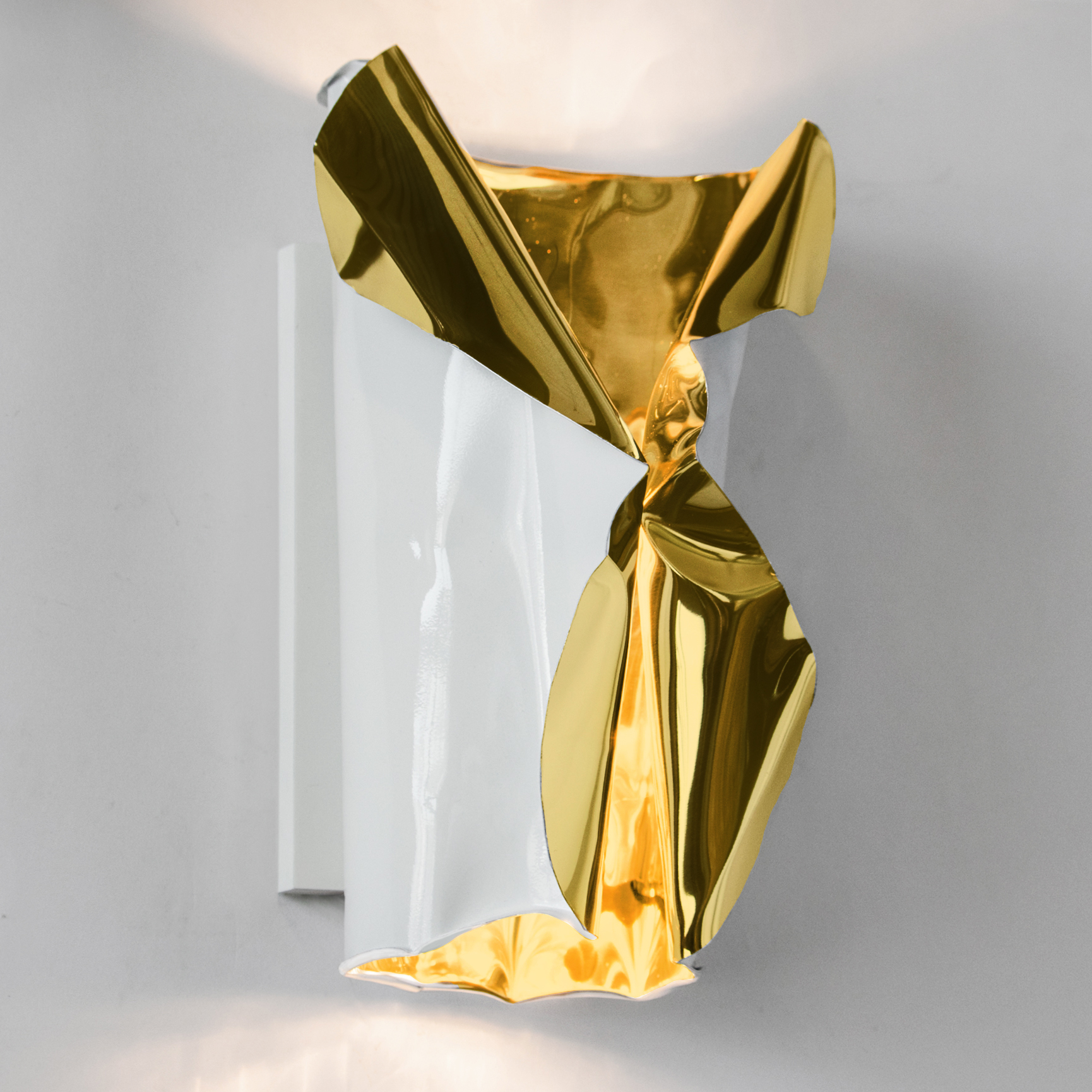 Luster Wall Light by Ridgely Studio Works | LU-WS-WHG