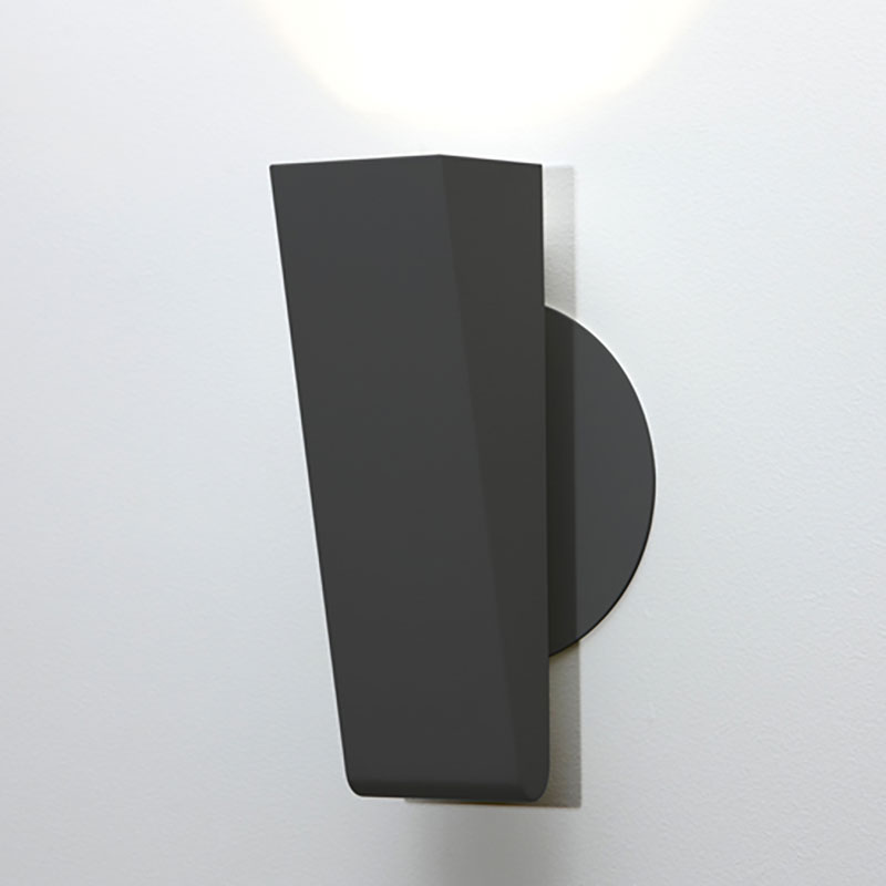 Cuneo Outdoor Mini Wall / Path Light by Artemide | T082828 | ART583886