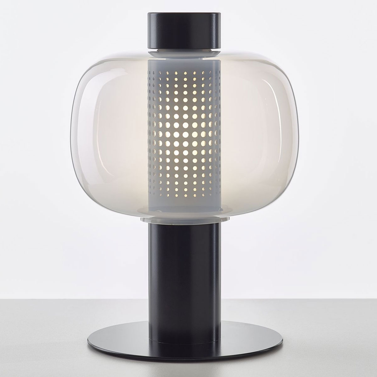 Bonbori Outdoor Table Lamp by Brokis | US1166-OPL-BLK-BLK | BIS952993