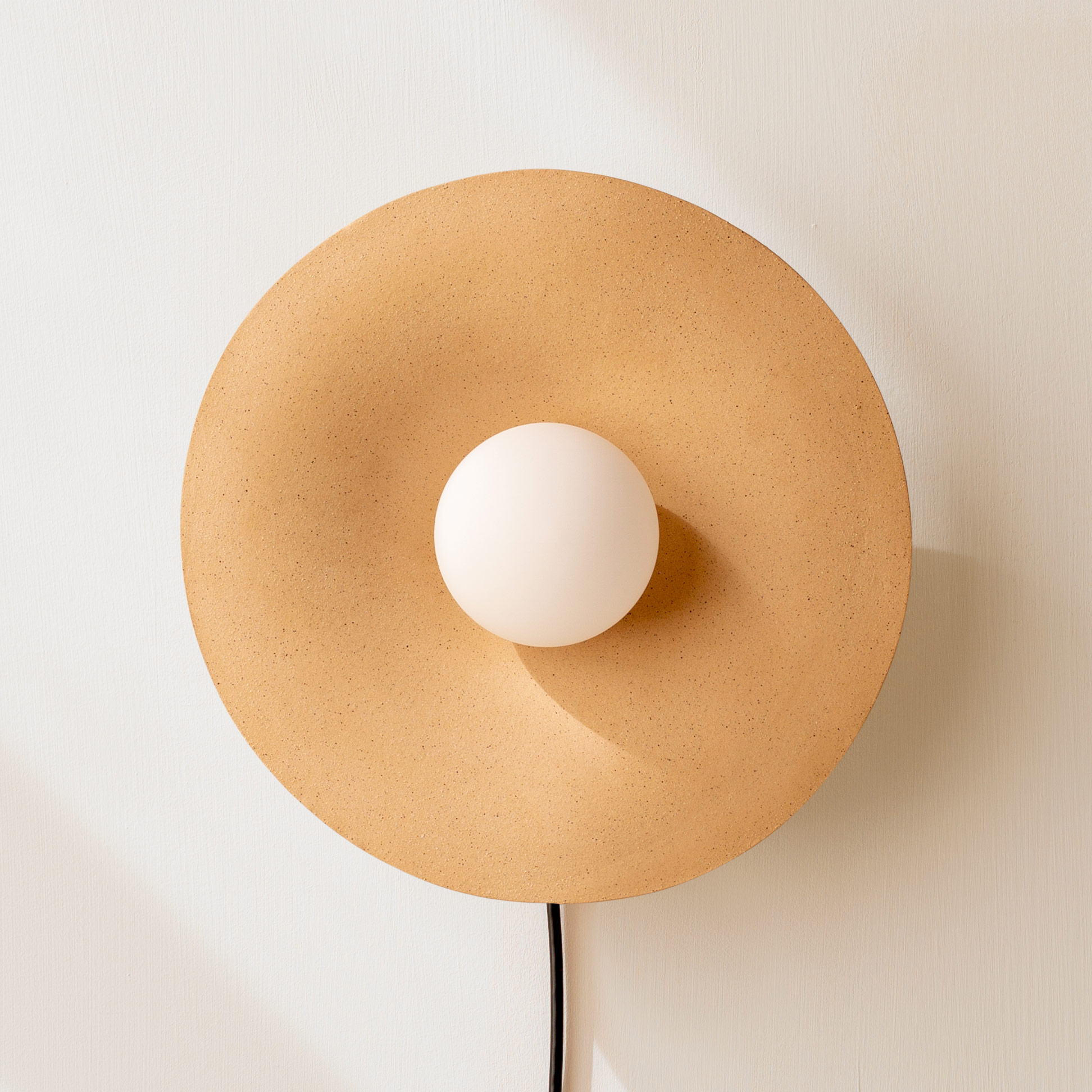 Alien Orb Surface Mount by In Common With | AL-100129 | ICW1217993
