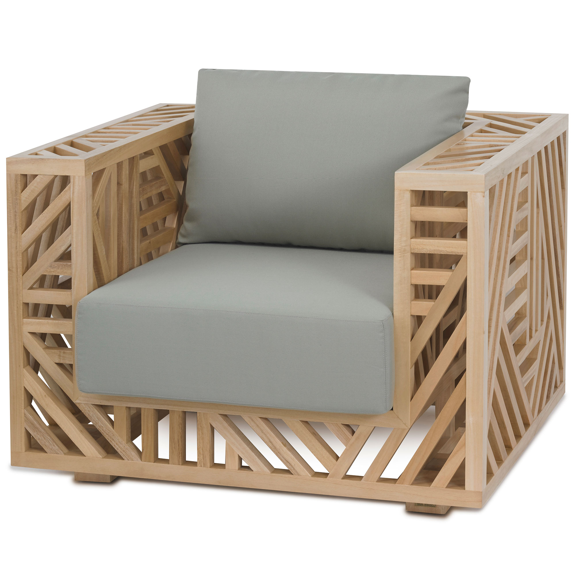 Ari Lounge Chair by Oggetti | 02-ARI CHR/NAT | OGG997695
