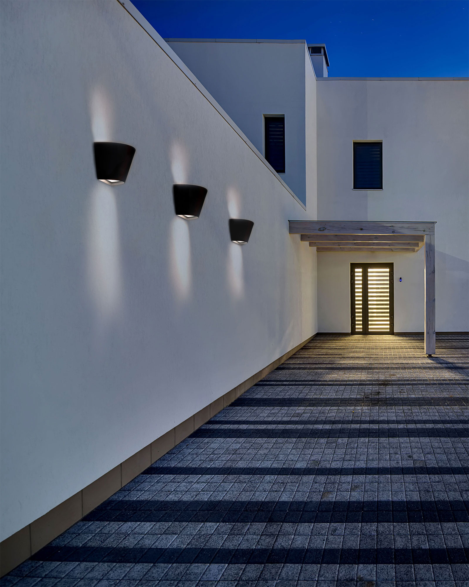 Installation Gallery | Outdoor Lighting | Wall Lighting