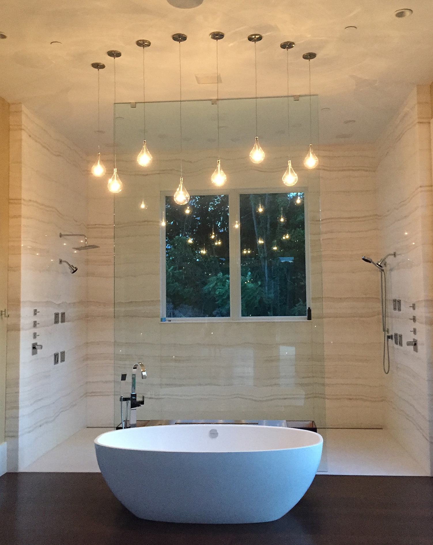 Ashley Rutter - ALA Lighting Specialist Chicago Showroom at Lightology